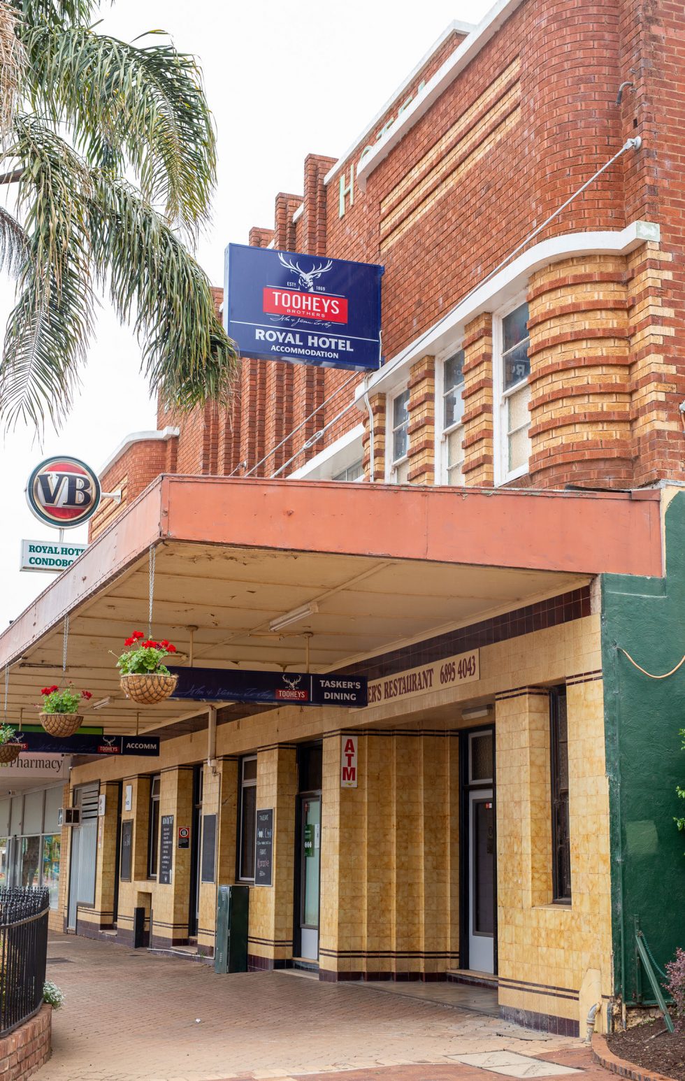 Royal Hotel Condobolin - Accommodation - Restaurant Condo